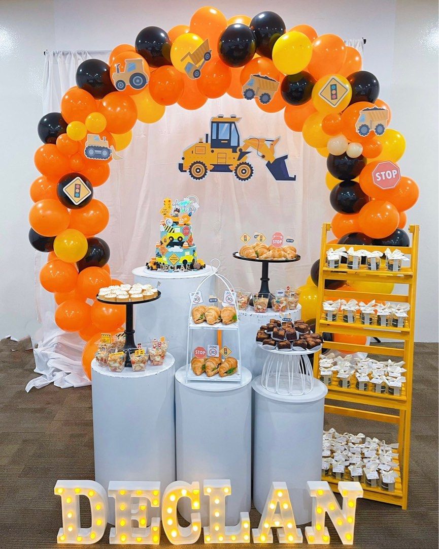 Construction themed dessert table, Food & Drinks, Homemade Bakes on ...