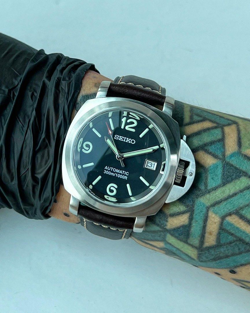 Custom Seiko Mod PAM in brushed metal 40mm, Men's Fashion, Watches ...