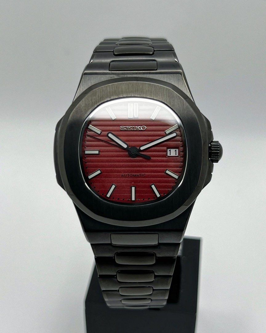 Custom Seiko Mod Red Black Nautilus in 40mm, Men's Fashion, Watches ...