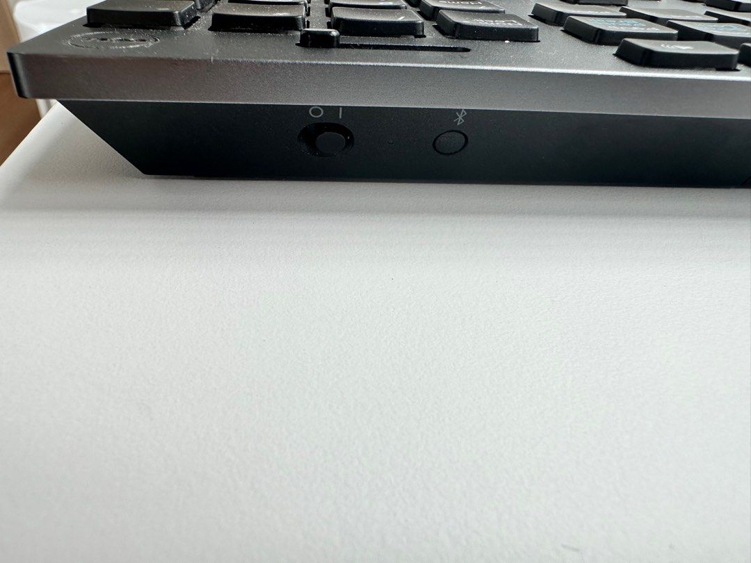 Dell KM717 Keyboard and WM527 Mouse, Computers & Tech, Parts ...