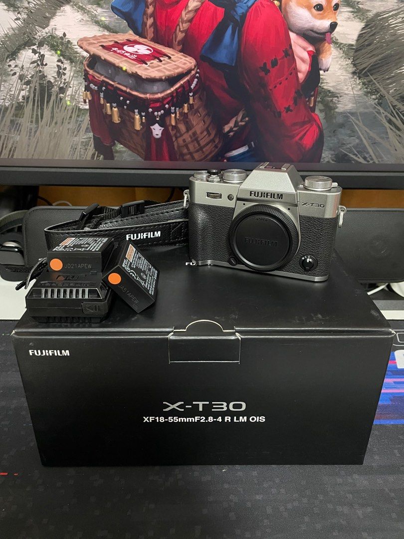 Fujifilm X-T30 Silver Argent BODY ONLY and Extremely low shutter count, Photography, Cameras on ...