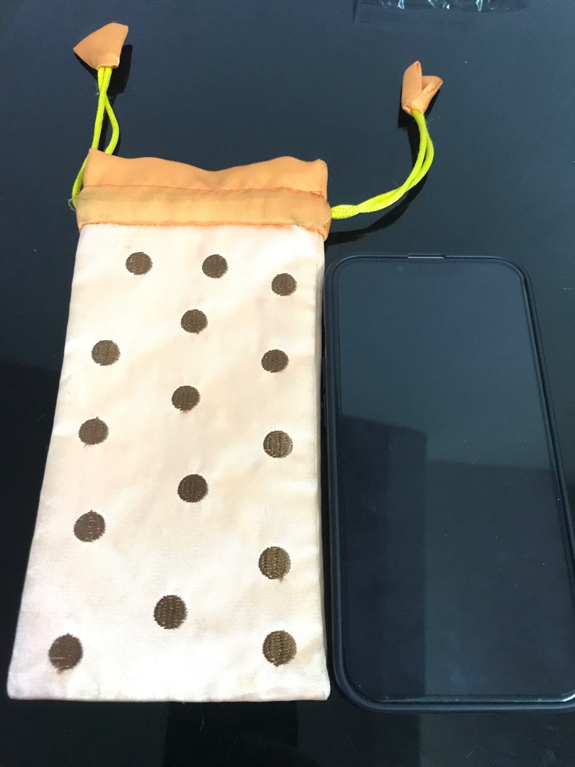 Handphone Pouch, Women's Fashion, Bags & Wallets, Purses & Pouches on ...