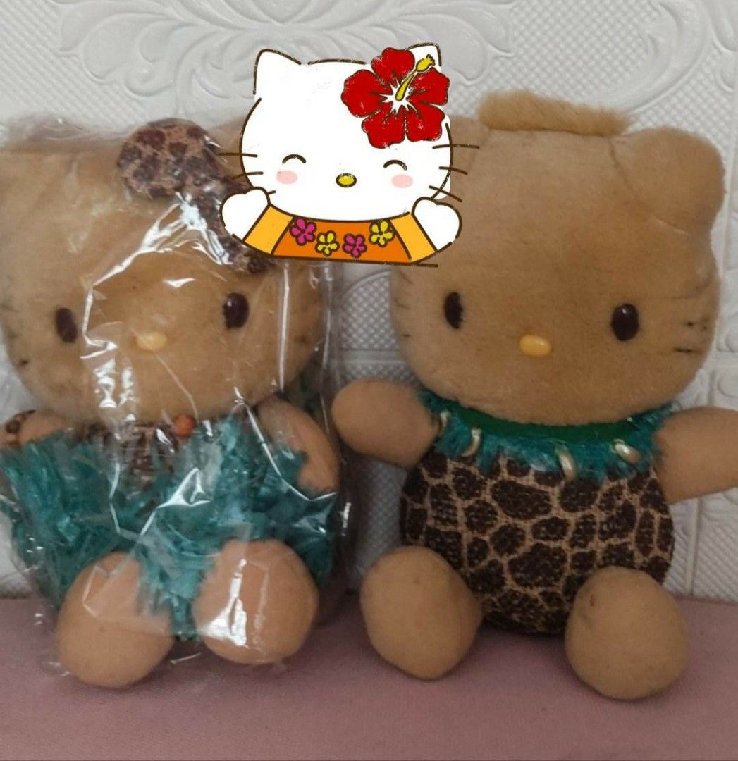 Hello Kitty Couple Tan on Carousell