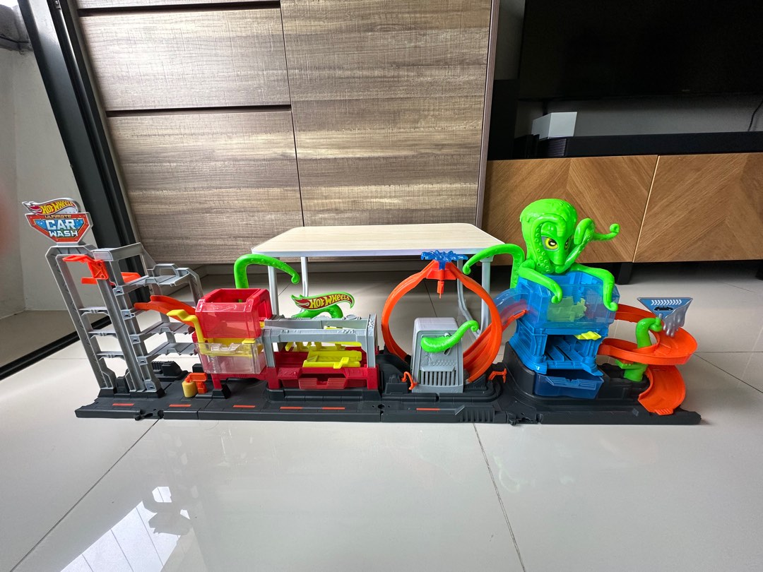 Hot Wheels City Ultimate Octo Car Wash Playset, Hobbies & Toys, Toys ...