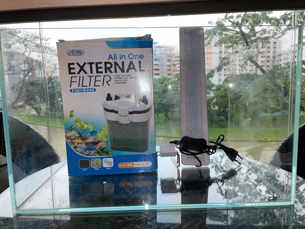 JBJ Ultra Clear tank with ISTA External Filter and Light, Pet Supplies ...