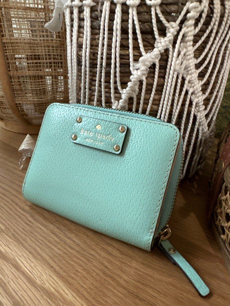 Kate Spade Wallet (defect please refer to photos), Luxury, Bags ...