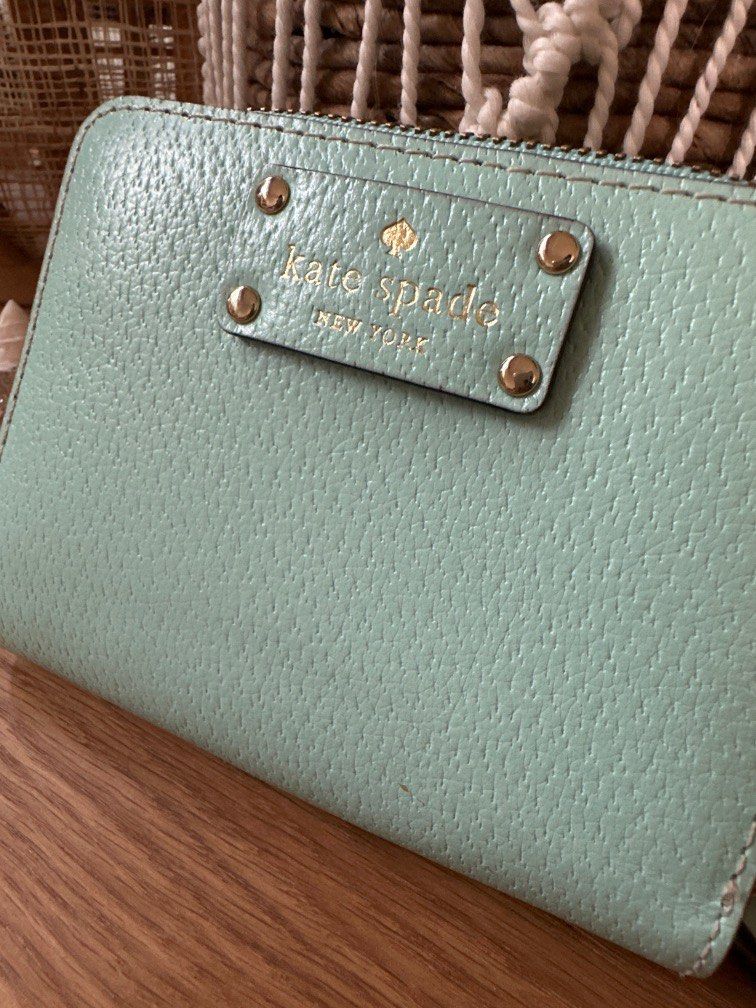 Kate Spade Wallet (defect please refer to photos), Luxury, Bags ...