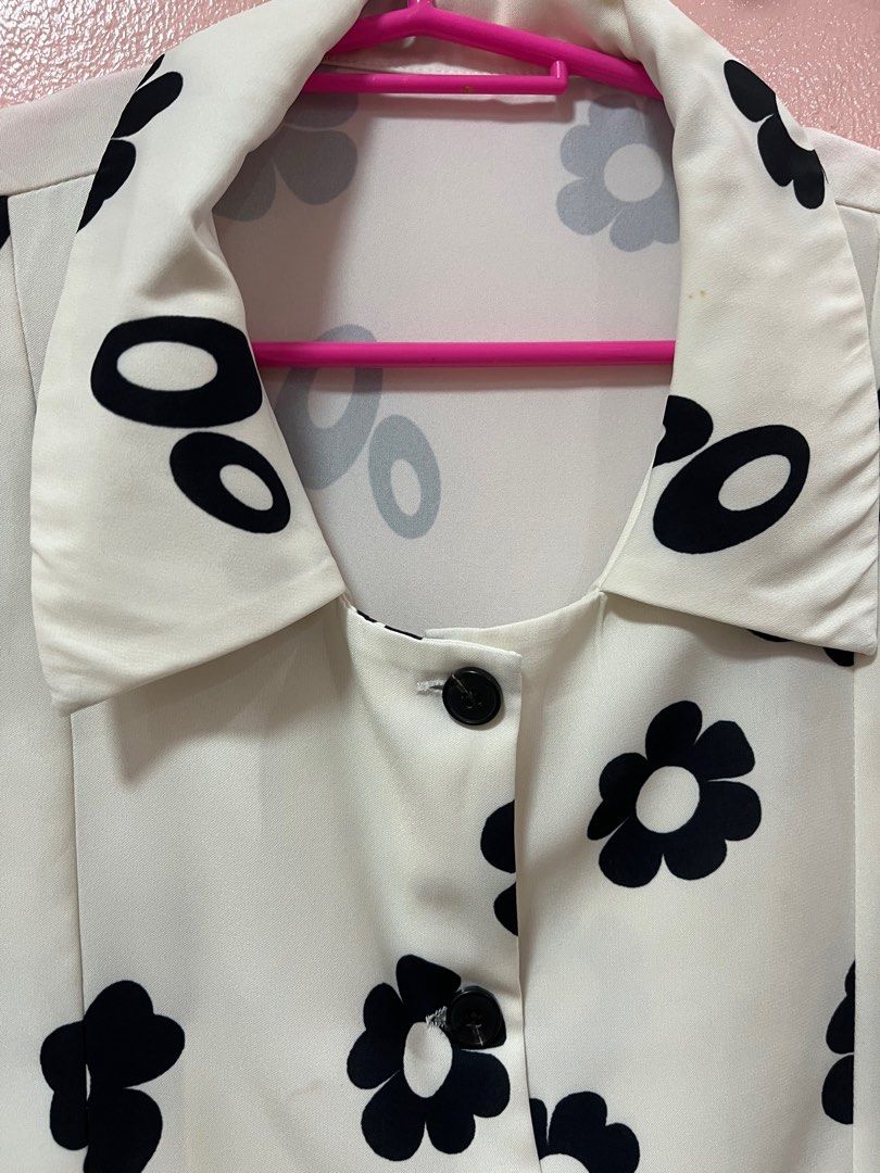Korean Top, Women's Fashion, Tops, Blouses on Carousell