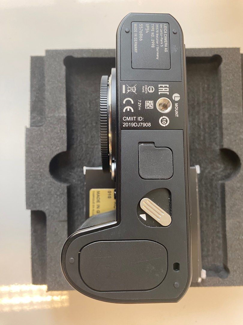 LEICA SL2 & LEICA APO SL 90-280mm lens, 攝影器材, 相機 - Carousell