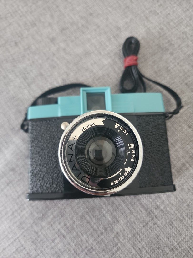 Lomography Lomo camera Diana+, Photography, Cameras on Carousell