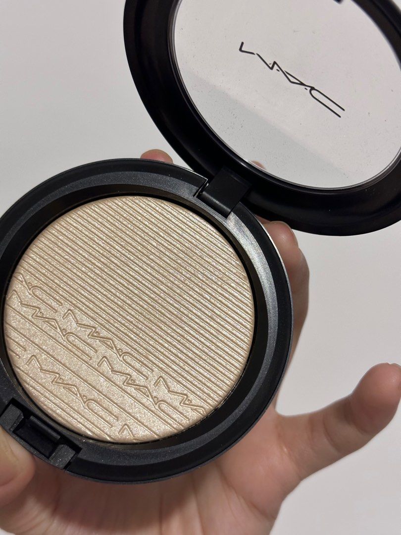 MAC double gleam highlighter, Beauty & Personal Care, Face, Makeup on ...