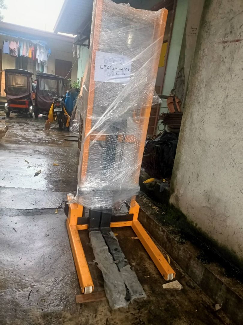Manual Stacker 1T, Commercial & Industrial, Industrial Equipment on ...