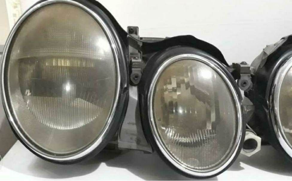 Mercedes Benz CLK w208 Head lights, Car Parts & Accessories, Body Parts ...