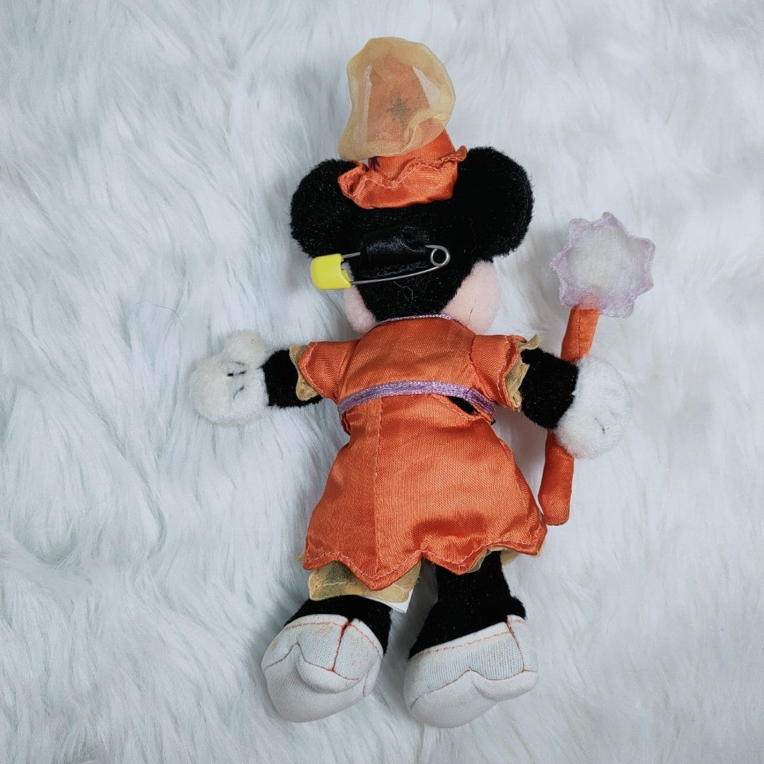 Minnie Mouse in Orange Dress Plush Badge (with pin), Hobbies & Toys ...