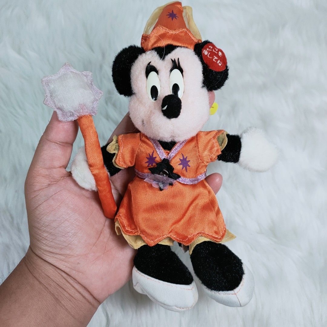 Minnie Mouse in Orange Dress Plush Badge (with pin), Hobbies & Toys ...