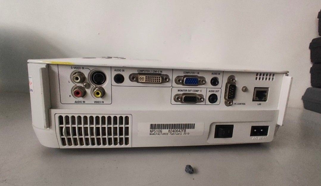 NEC NP 510 LCD Projector 3000 Lumens For Sale @$200 each(AAR 1710)(B1 ...