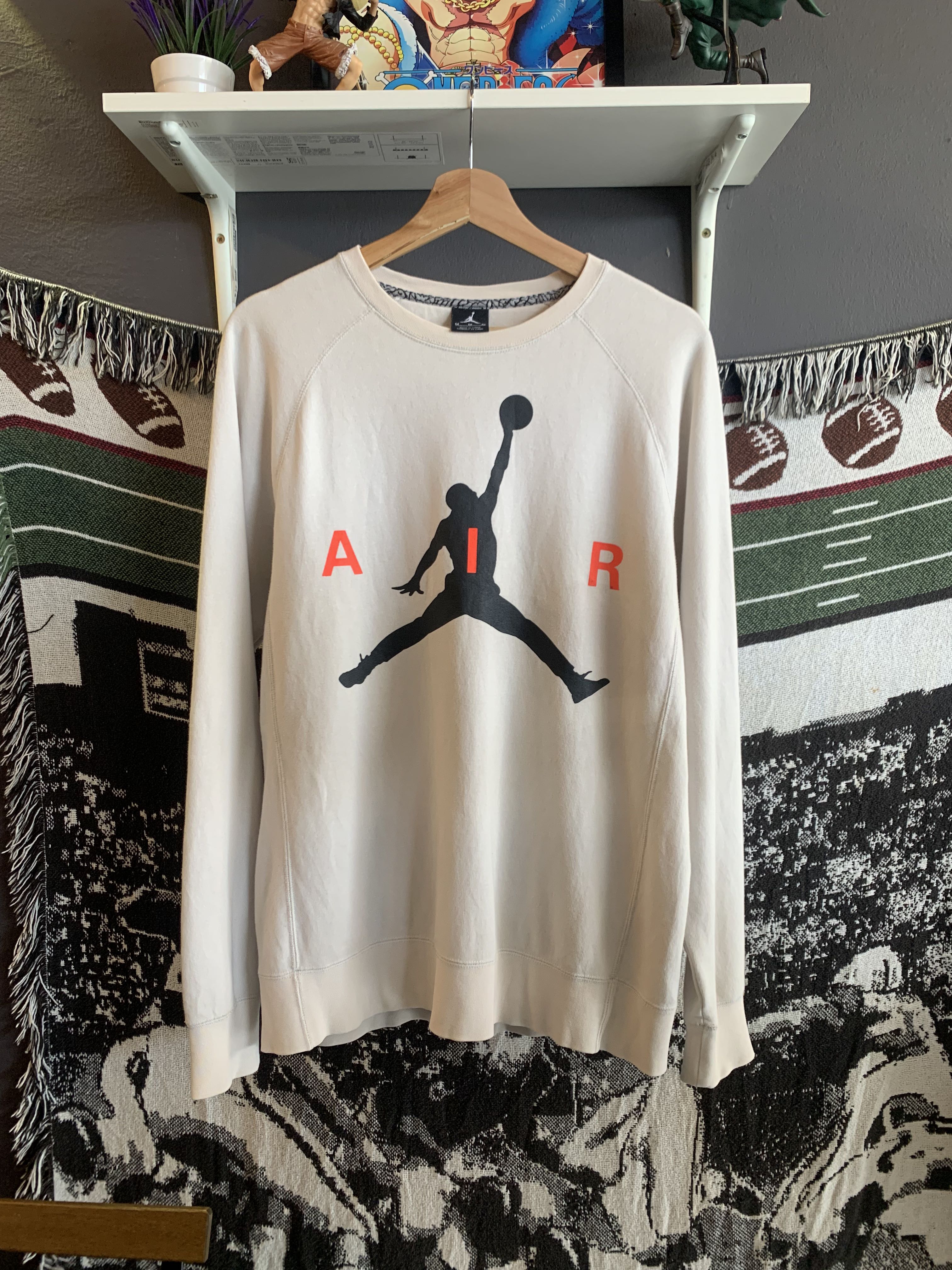 Nike Air Jordan Sweatshirt, Men's Fashion, Tops & Sets, Hoodies on ...