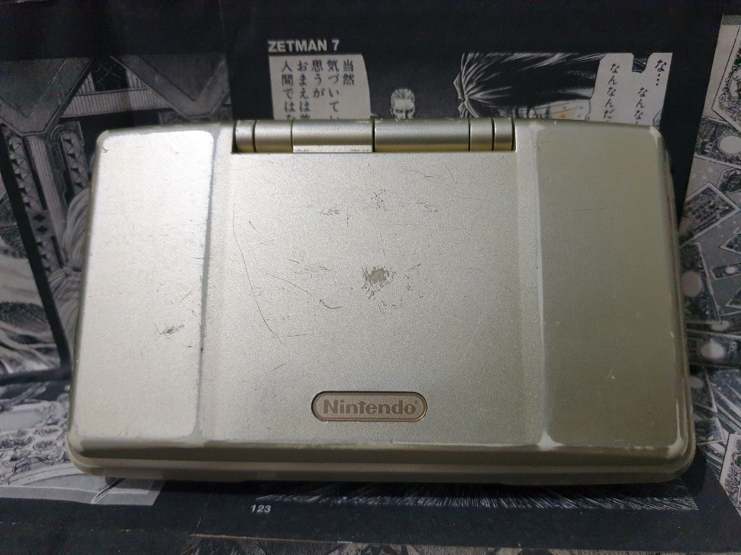 Nintendo DS Fat Phat Gold Toys R Us limited edition, Video Gaming ...