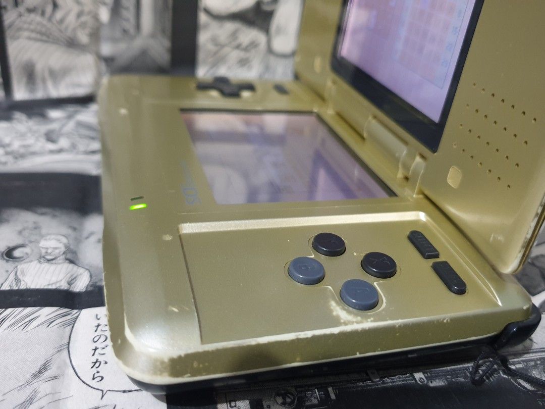 Nintendo DS Fat Phat Gold Toys R Us limited edition, Video Gaming ...