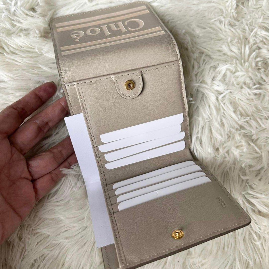 Original Chloe Wallet, Luxury, Bags & Wallets on Carousell