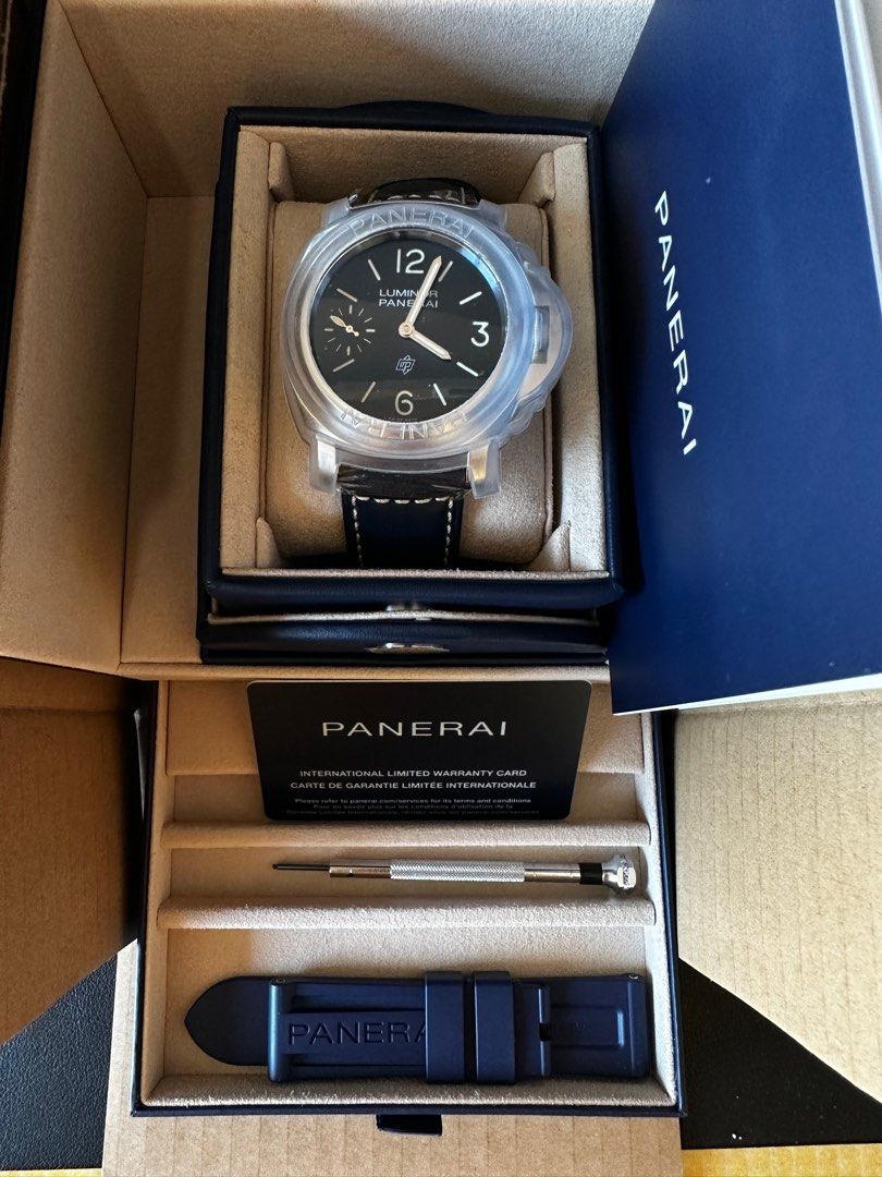 Panerai Luminor Blu Mare PAM 1085, Luxury, Watches on Carousell