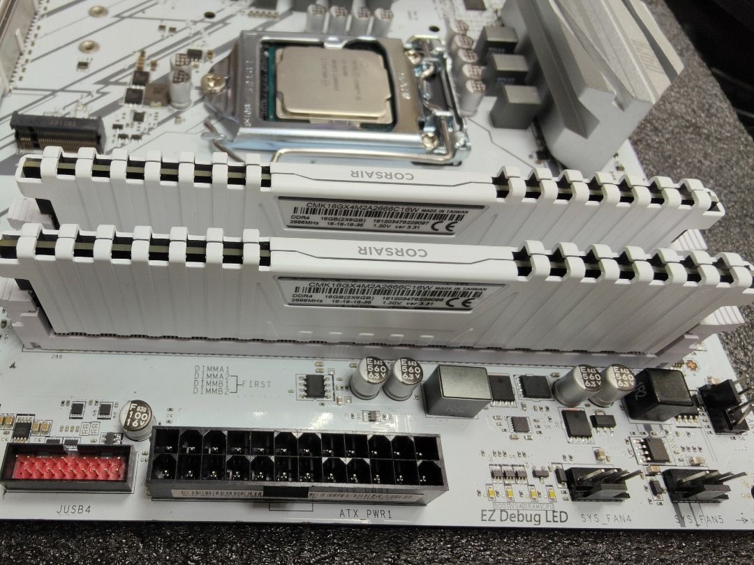 Partial White Theme Build Gaming PC Parts ( Intel i5-8400 / 16GB RAM ...