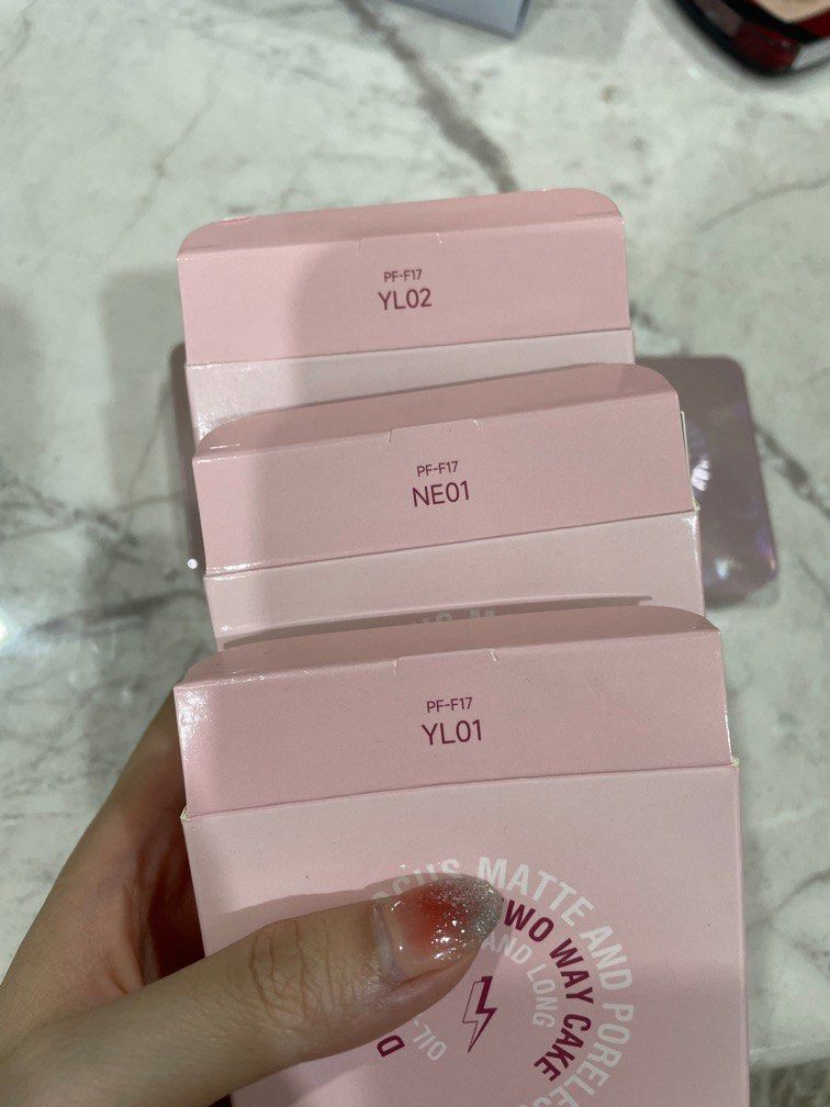 Pink Flash Duo Powder Two Way Cake, Kesehatan & Kecantikan, Rias Wajah ...