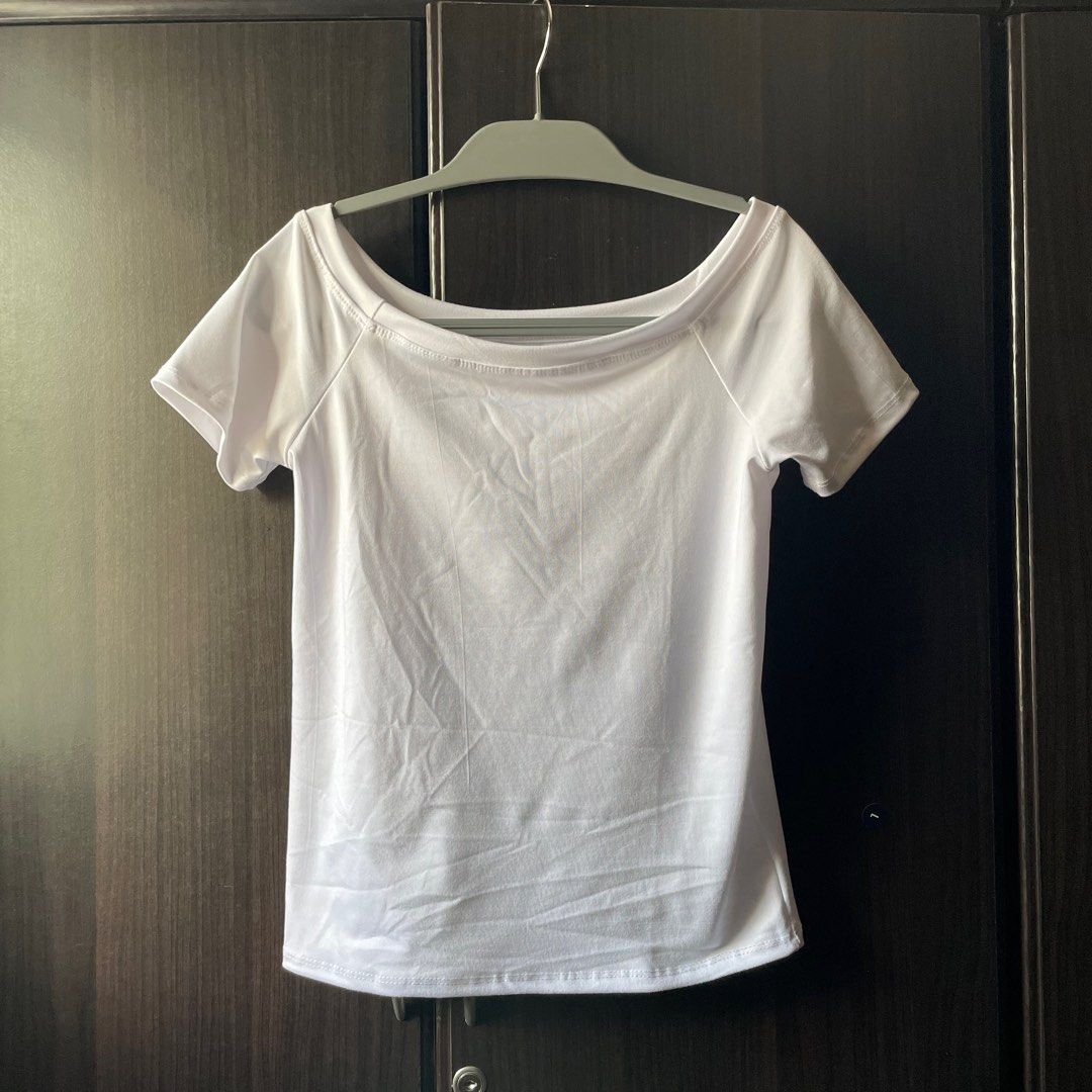 Plain White Blouse, Women's Fashion, Tops, Blouses on Carousell