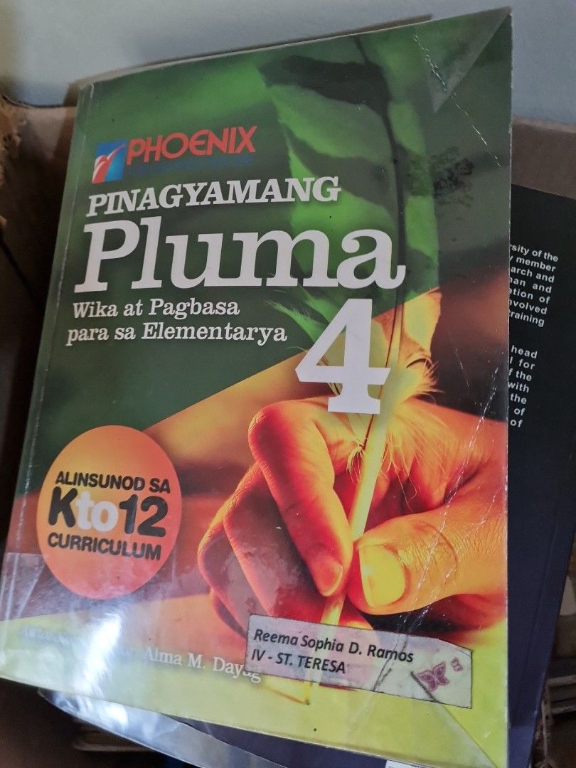 Pluma 4, Hobbies & Toys, Books & Magazines, Textbooks on Carousell