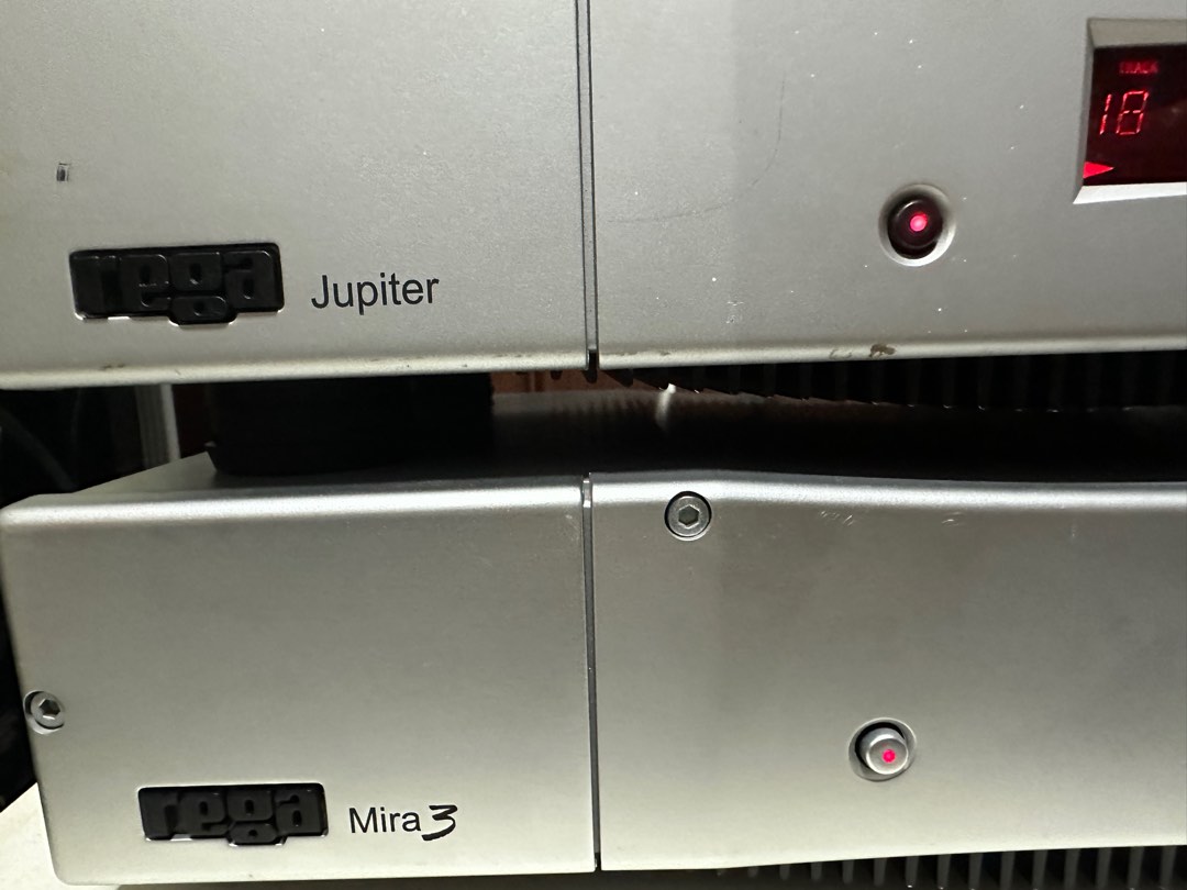 Rega Jupiter CD player & Rega Mira 3 amplifier Made in England, Audio, Soundbars, Speakers ...
