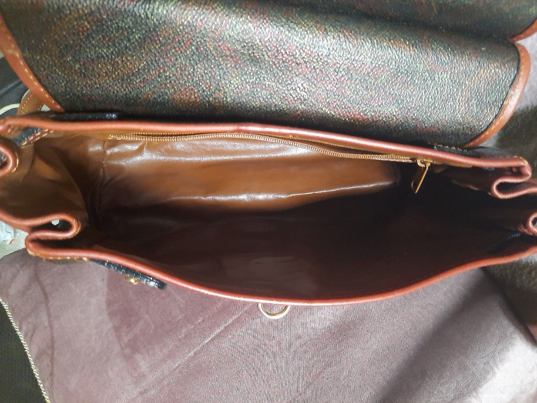 Satchi club 2way bag, Women's Fashion, Bags & Wallets, Shoulder Bags on ...