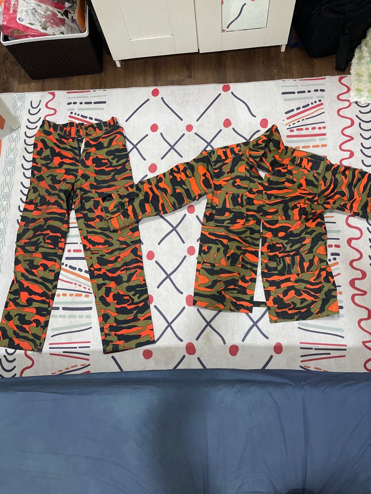 uniform bomba (outpost), Hobbies & Toys, Stationery & Craft, Stationery ...