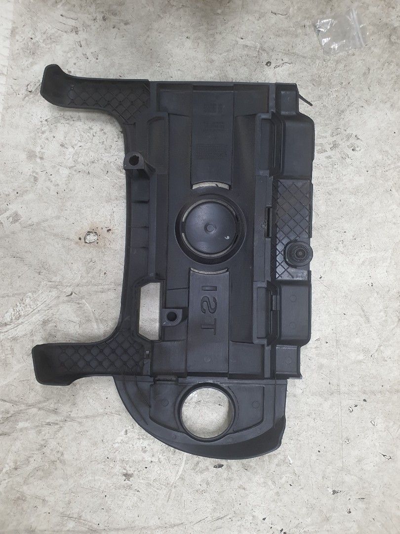 Scirocco Engine Cover, Car Accessories, Accessories on Carousell