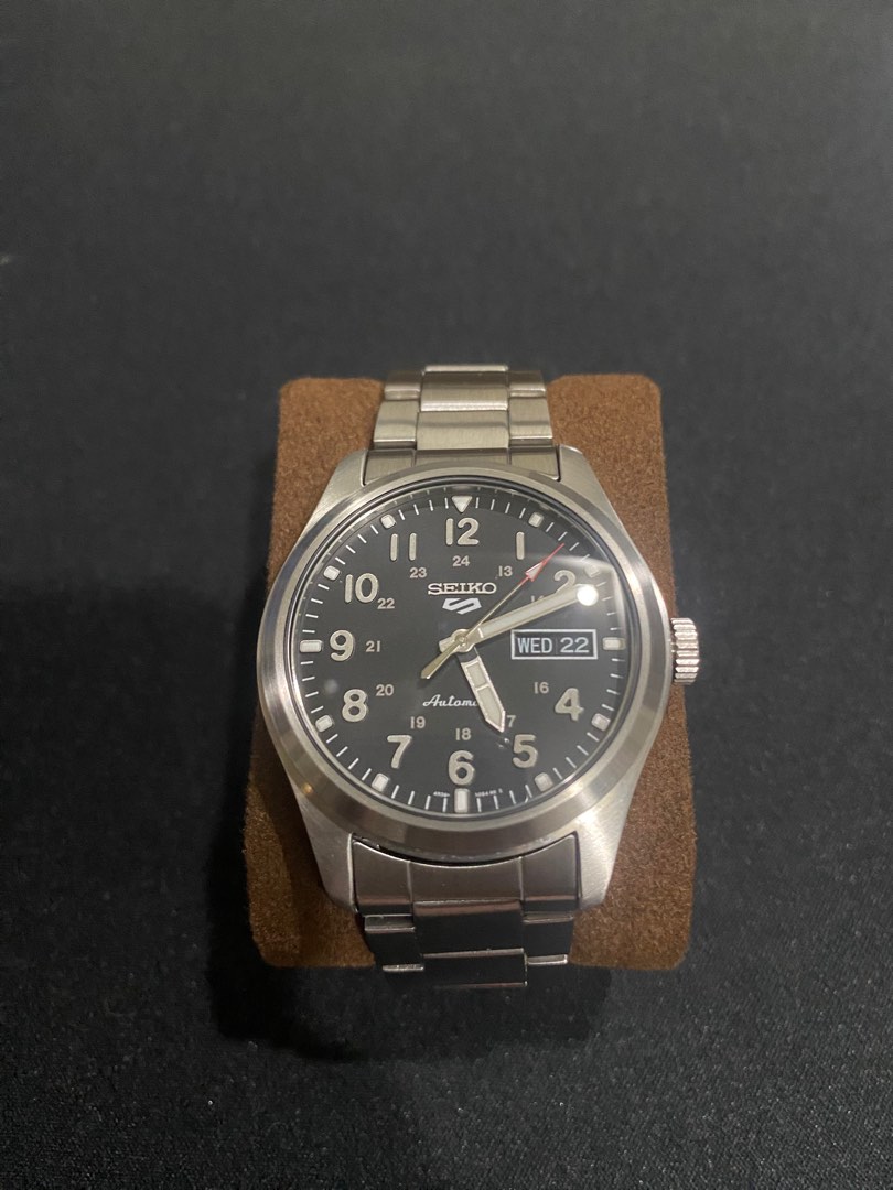Seiko SRPG27, Men's Fashion, Watches & Accessories, Watches on Carousell