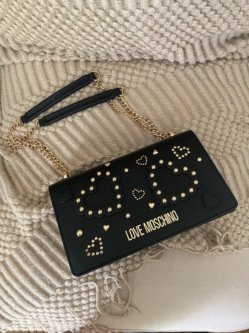 Shoulder beg, Luxury, Bags & Wallets on Carousell