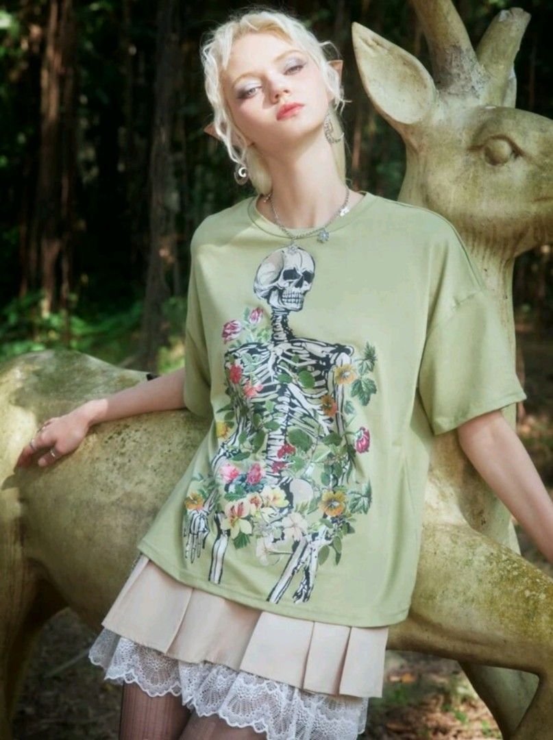 Skeleton top, 她的時尚, 上衣, T恤在旋轉拍賣