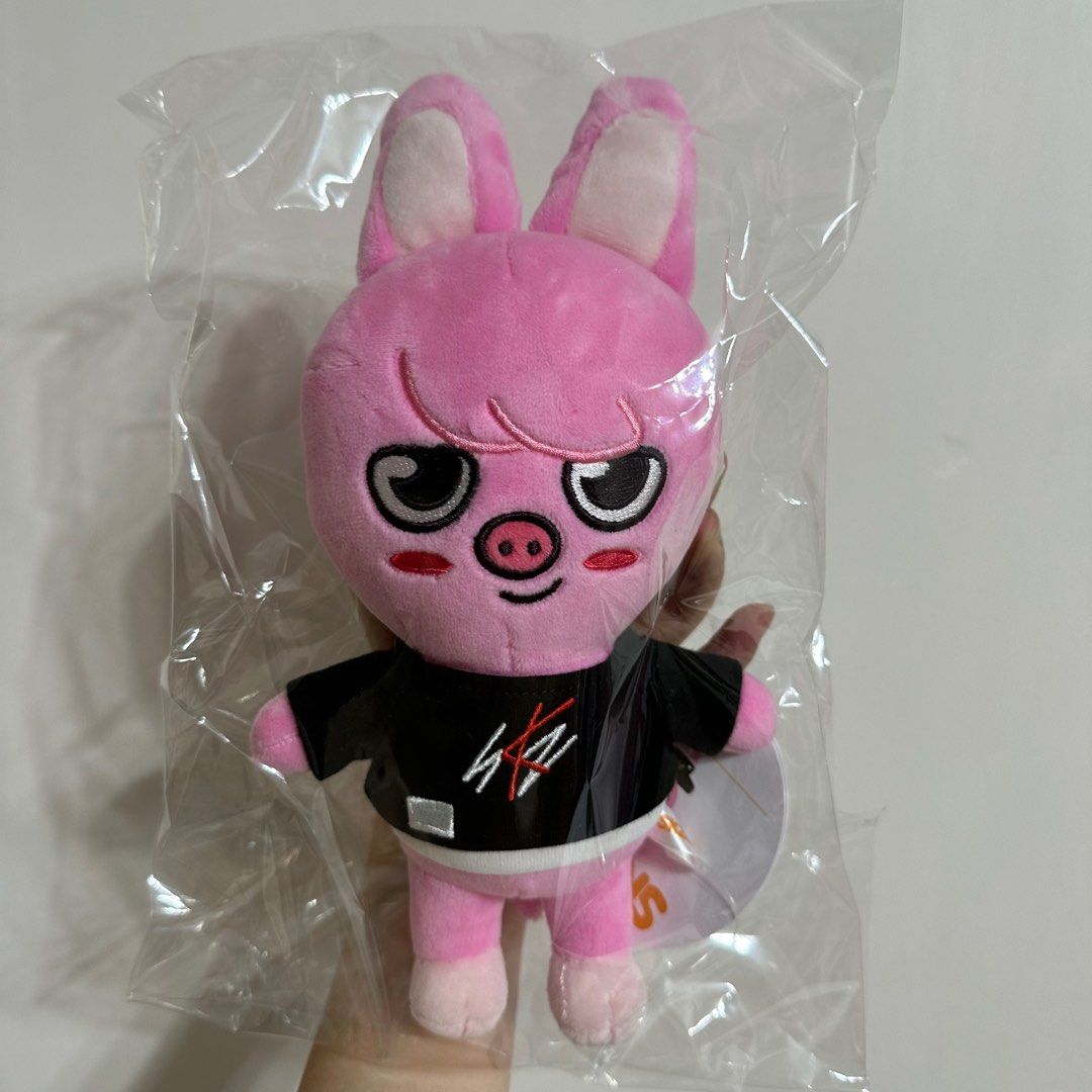 Skzoo Dweakki plush Changbin Stray kids 公仔, 興趣及遊戲, 收藏品及紀念品, 韓流 - Carousell