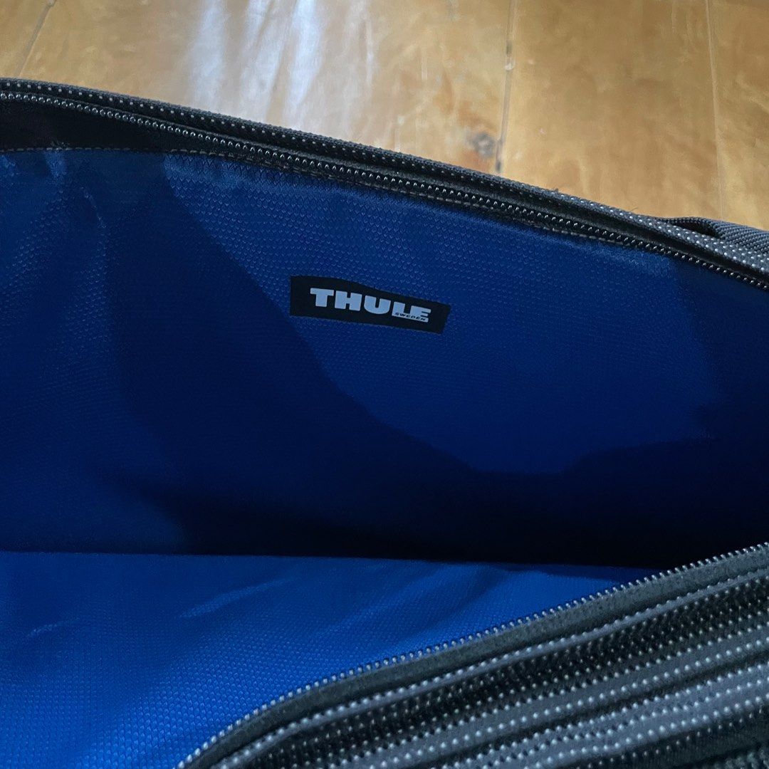 Thule Crossover 2 Laptop Bag 15.6", Men's Fashion, Bags, Briefcases on ...