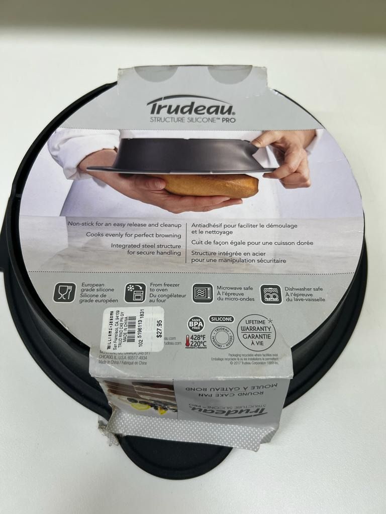 TRUDEAU STRUCTURE SILICONE™ PRO ROUND CAKE PAN 9", Furniture & Home ...