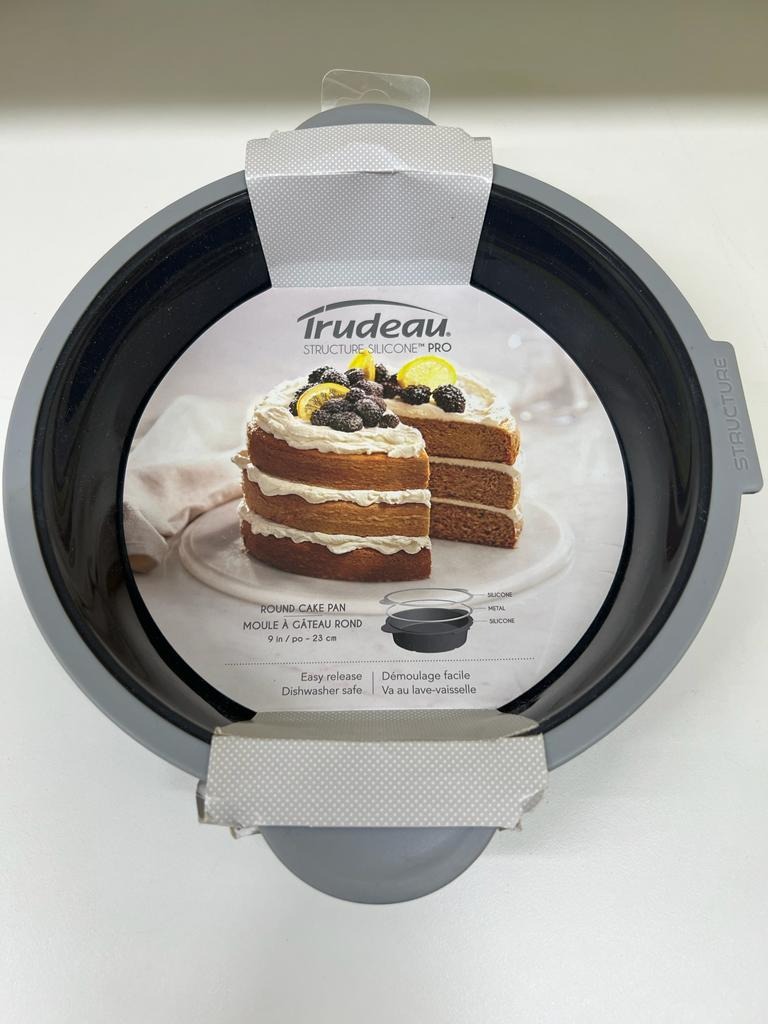 TRUDEAU STRUCTURE SILICONE™ PRO ROUND CAKE PAN 9", Furniture & Home ...