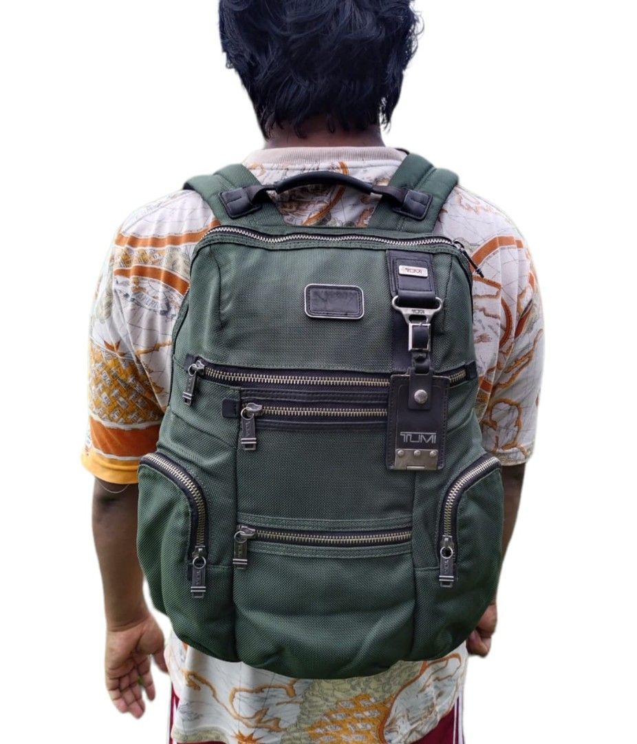 Tumi alpha backpack, Fesyen Pria, Tas & Dompet , Ransel di Carousell