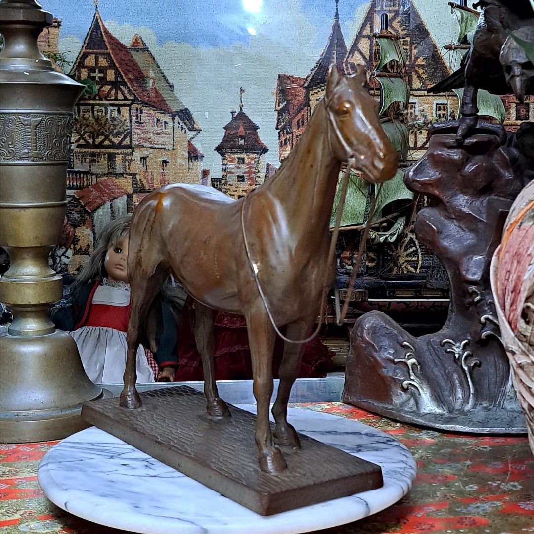 Vintage Cast Iron Horse Statue Replica - Model of the Stallion Fon ...