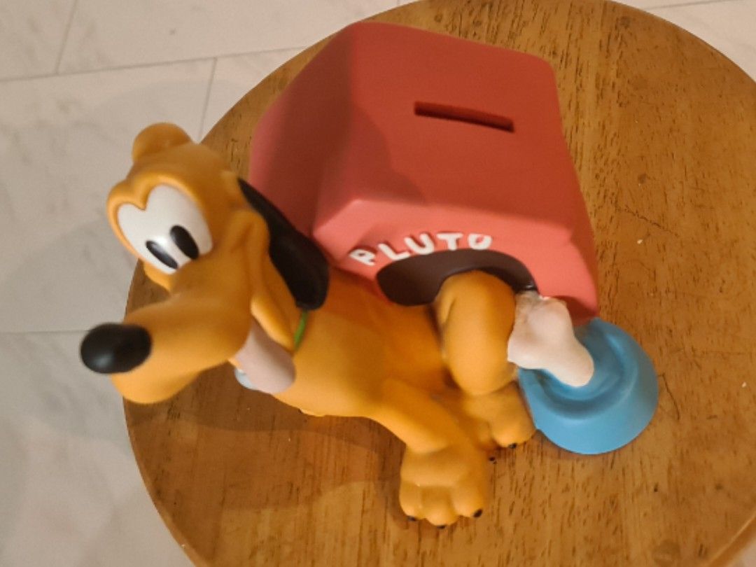 Vintage Disney Pluto Coin Bank, Hobbies & Toys, Memorabilia ...