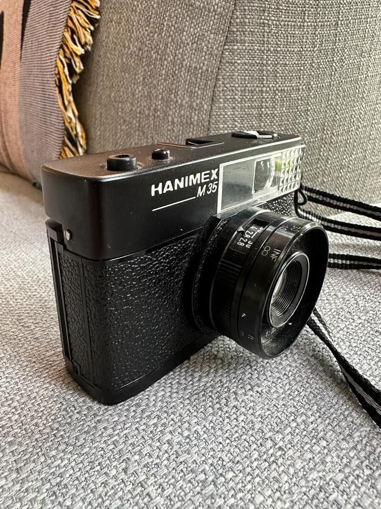 Vintage Hanimex M35 Film Camera, Photography, Cameras on Carousell