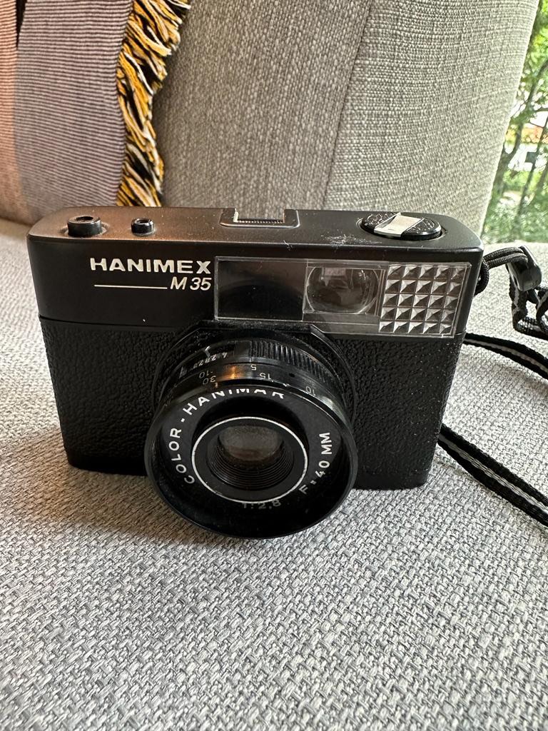 Vintage Hanimex M35 Film Camera, Photography, Cameras on Carousell