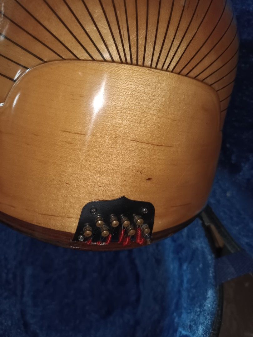 Vintage Suzuki mandolin Made in Japan, Hobbies & Toys, Music & Media ...