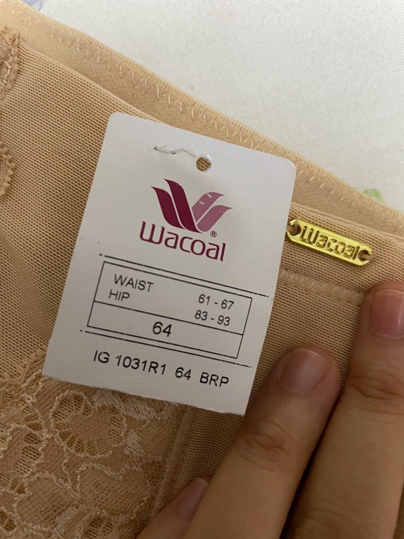 Wacoal Perfect Shape Girdle, Women's Fashion, New Undergarments ...
