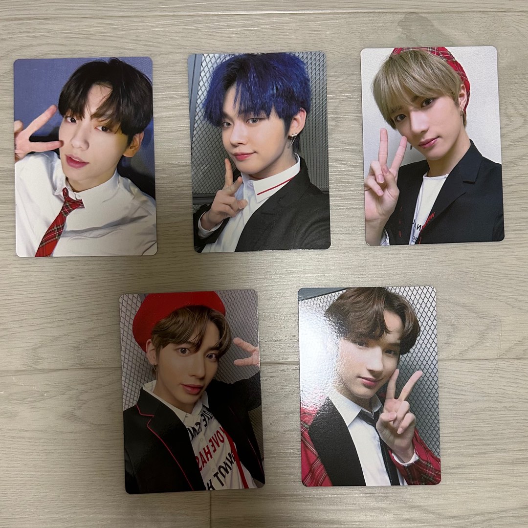 wts txt lightstick photocards, Hobbies & Toys, Memorabilia & Collectibles, K-Wave on Carousell