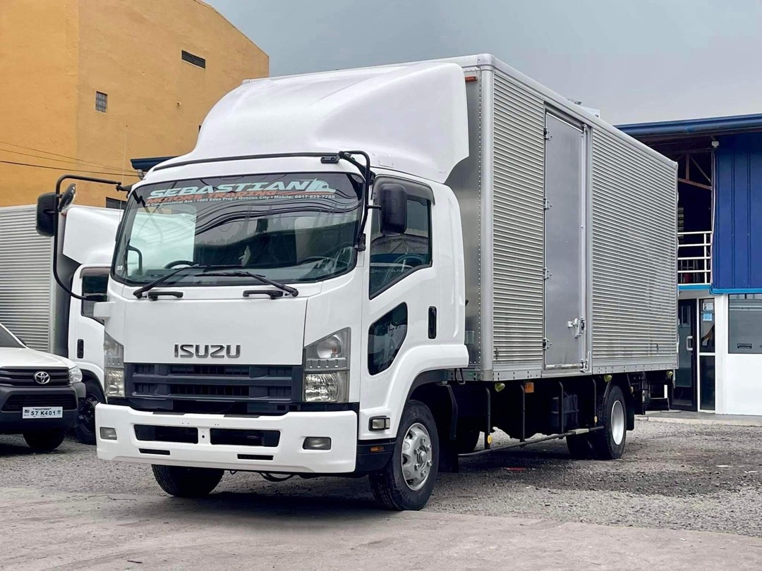 2022 Isuzu Forward Aluminum Closed Van 21ft. F-Series with Power Lifter ...