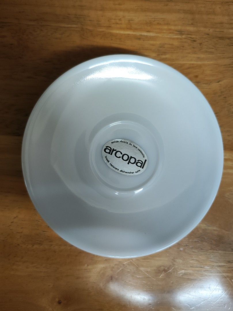 6 Arcopal Teacup Plates, Furniture & Home Living, Kitchenware ...